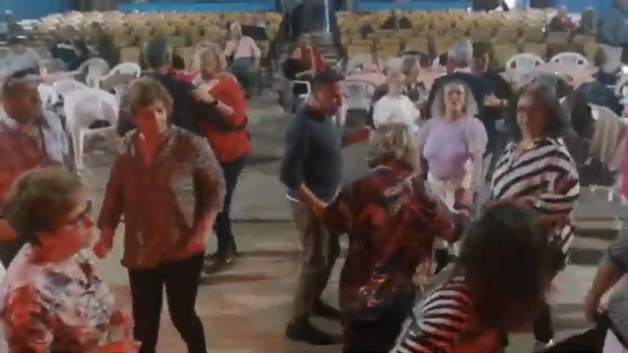 Funana - Baile na Fuseta - YouTube