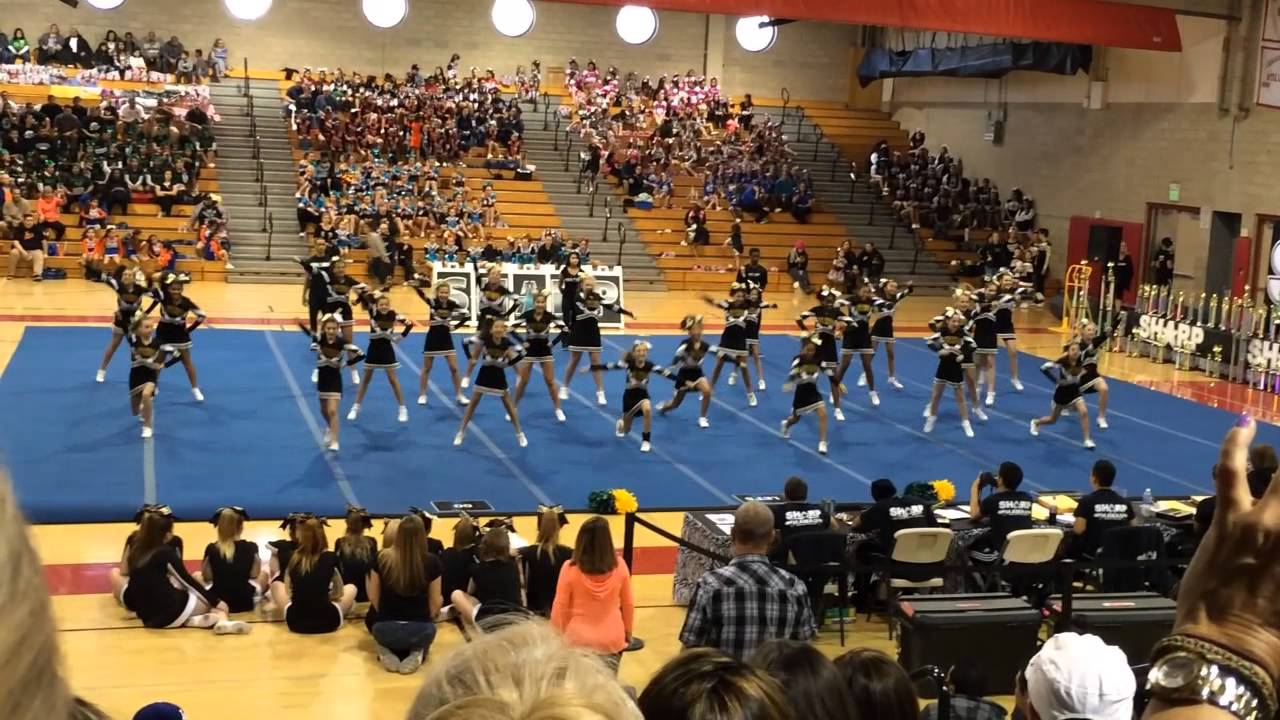 Luther Cheer sharp 2014 competition - YouTube