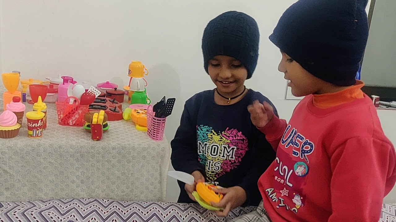 KIDS PLAYING WITH KITCHEN SET KAVYA RATHORE AND HAVISHA SHEKHAWAT AT ...