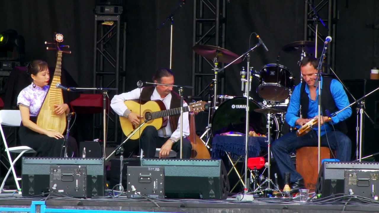 Silk Road Music: Folguedo with Liam MacDonald - YouTube