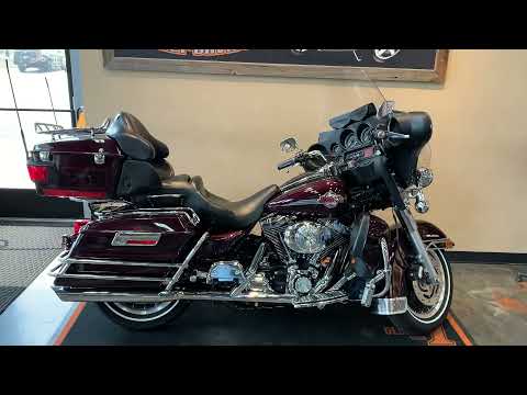 2005 Harley-Davidson Ultra Classic in Black Cherry-FLHTCUI