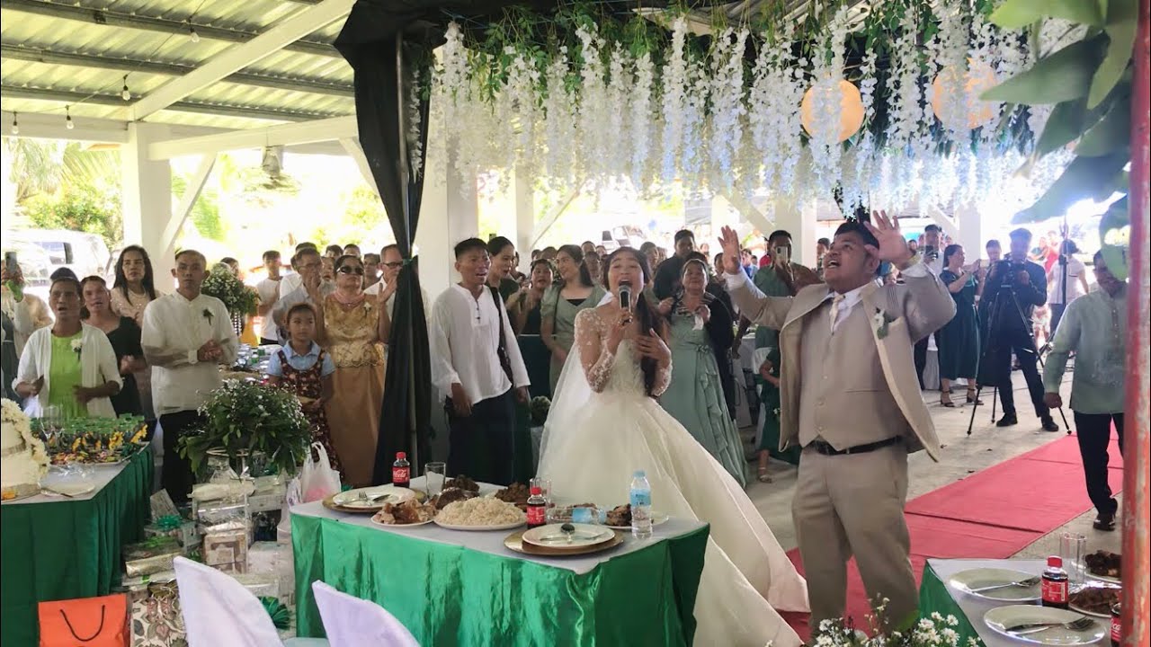 Wedding Ceremony Turns Into Praise And Worship | Pagdayeg - Leviticus ...