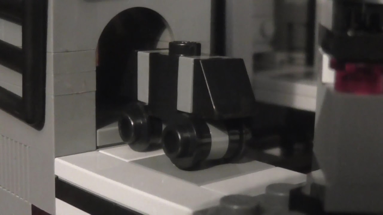 lego Star Wars: Mouse Droid Noise - YouTube