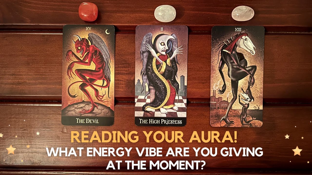 Reading Your AURA! What Energy Vibe Are You Giving At The Moment? ᦰ🧘‍♀️ ...
