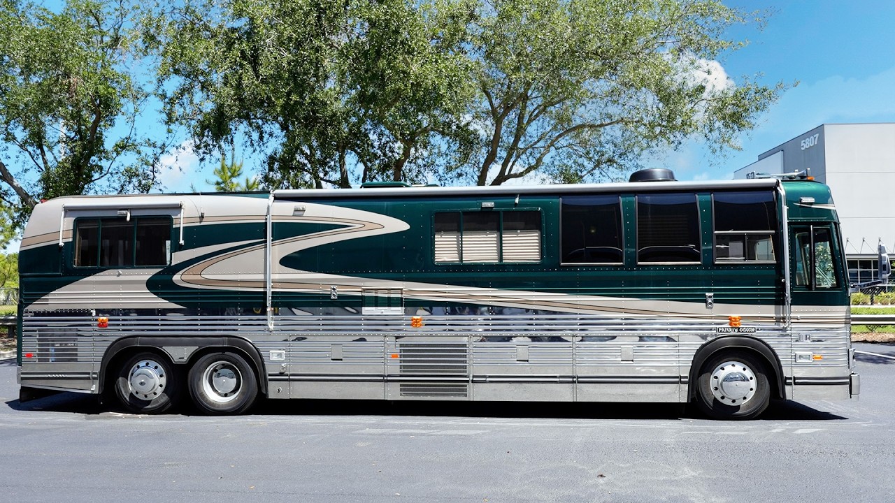 RVing with Andrew Steele | RVing - Coaches - Lifestyle - Resorts