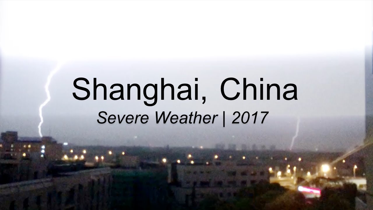 CHINESE DOUBLE LIGHTNING STRIKE | Nighttime Storms - Shanghai, China ...
