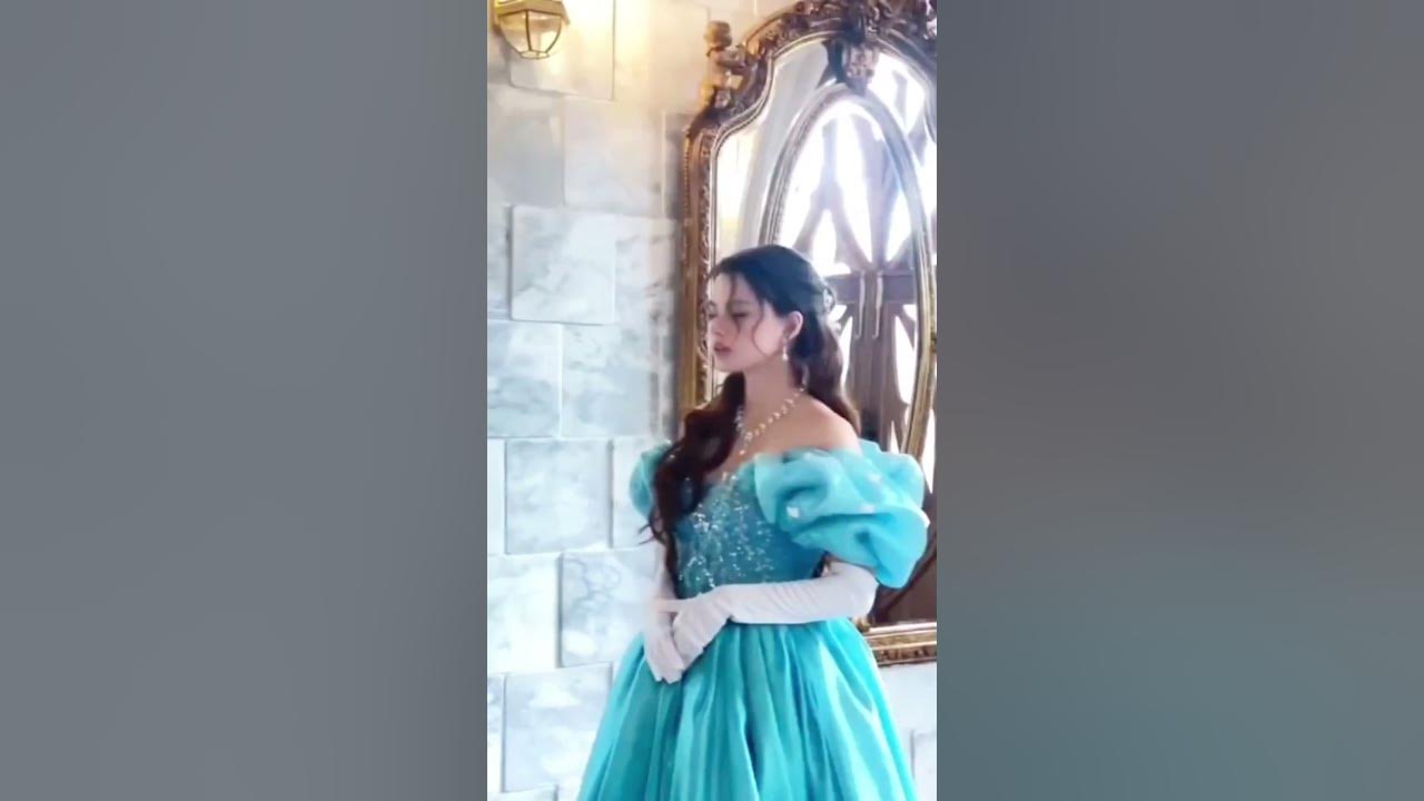 Princess Rebecca ~ 😳🩵 #beckyarmstrong #freensarocha #ฟรีนเบค #freenbeck - YouTube