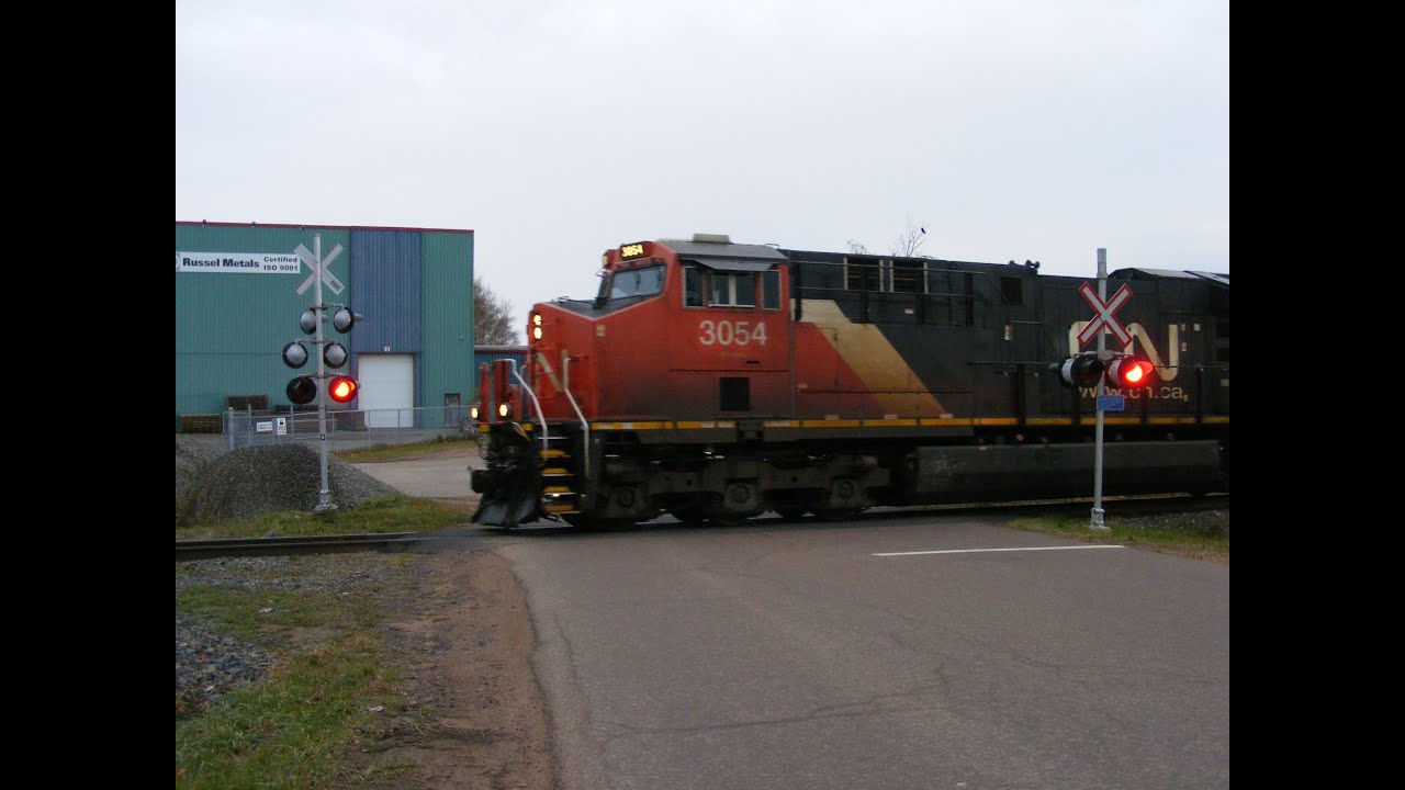 CN 120 at Sackville, NB & Amherst, NS November 11 2023 - YouTube