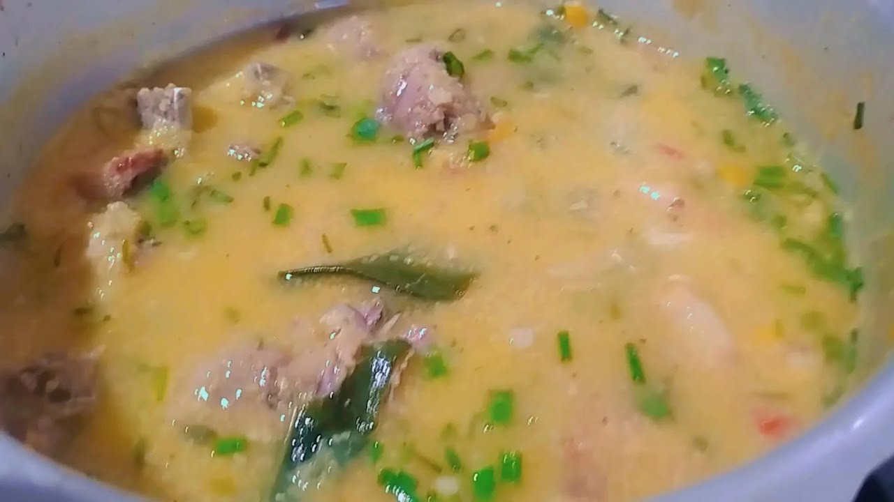Como preparar canjiquinha de milho com suan de porco? - YouTube