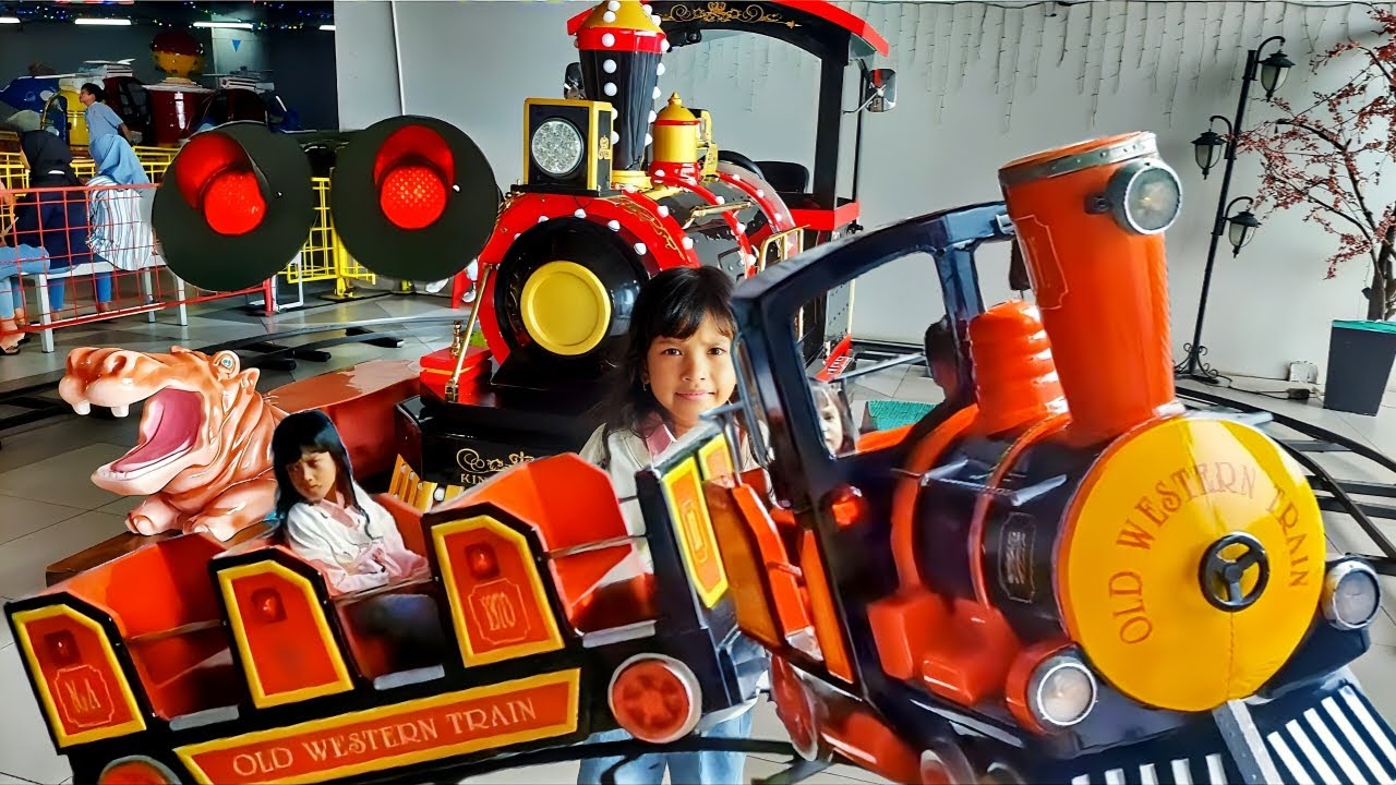 HAPPY FUN DIANDRA BERSENANG SENANG NAIK KERETA API KINGS FUN WORLD ...
