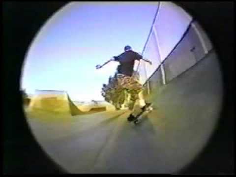 Chet Childress creature promo (1997) - YouTube