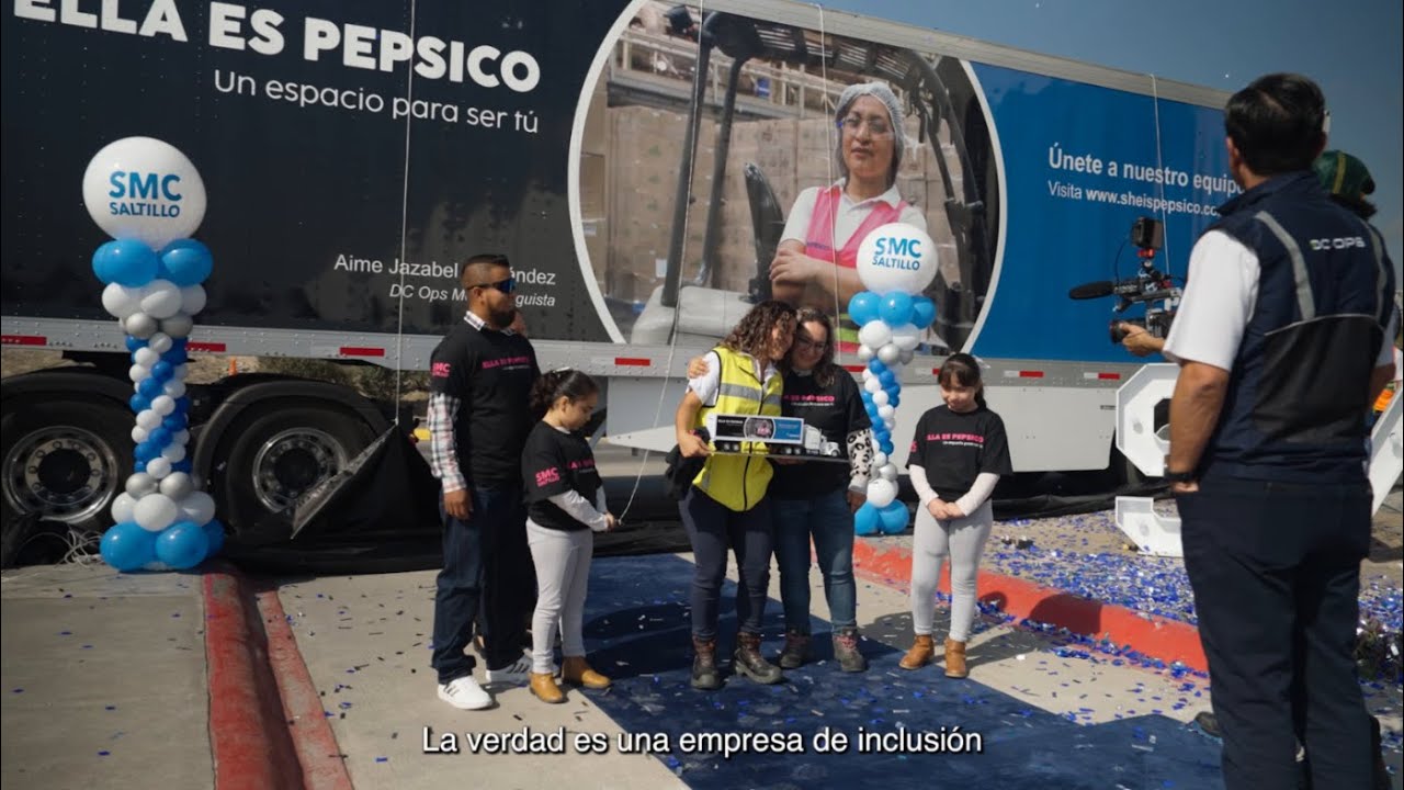 Ella es PepsiCo: Aimé, la primera montacarguista del Mixing Center de ...