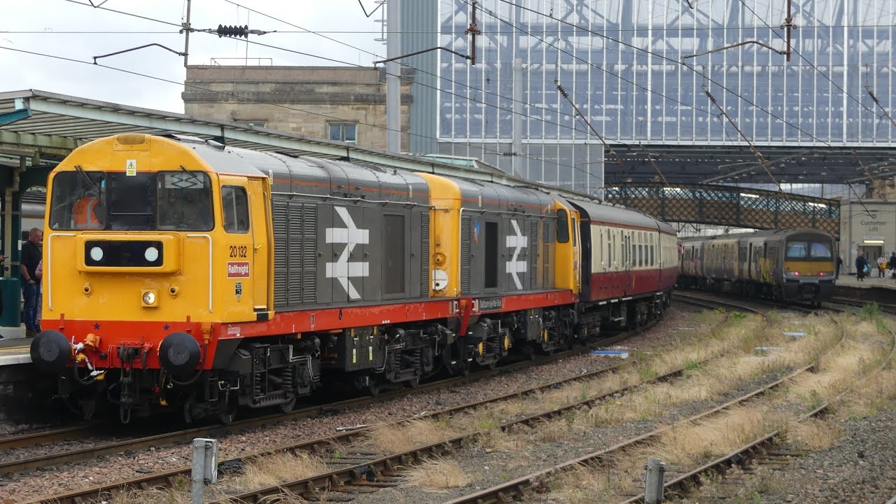 Trains at Carlisle | West Coast Mainline | LSL Class 20s! 37403 & 87002 ...