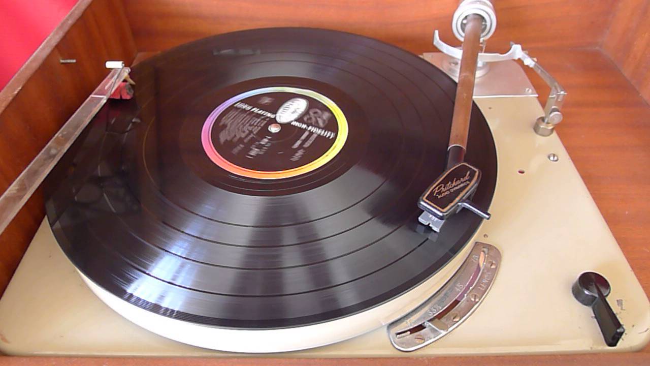 Lenco turntable B50-16 Pritchard tonearm 001 - YouTube