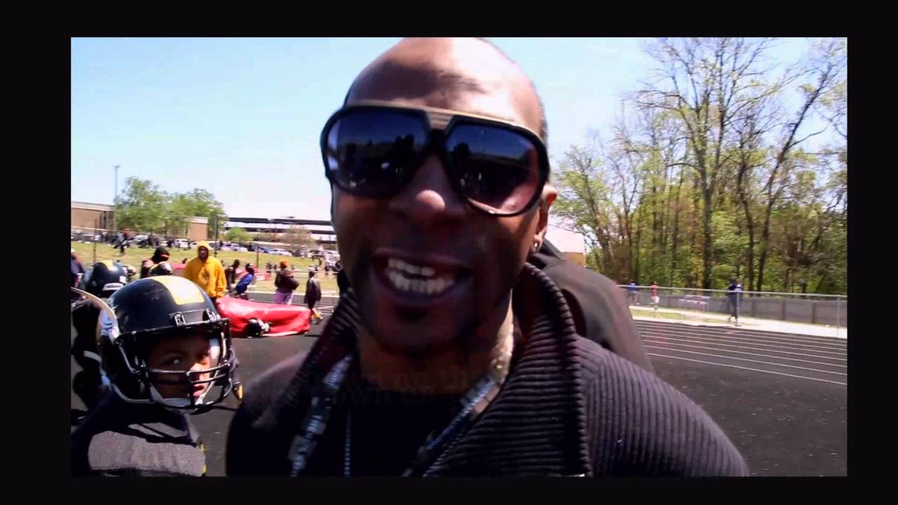 The Griddle FOOTBALL Show features KNIGHT GANG - YouTube