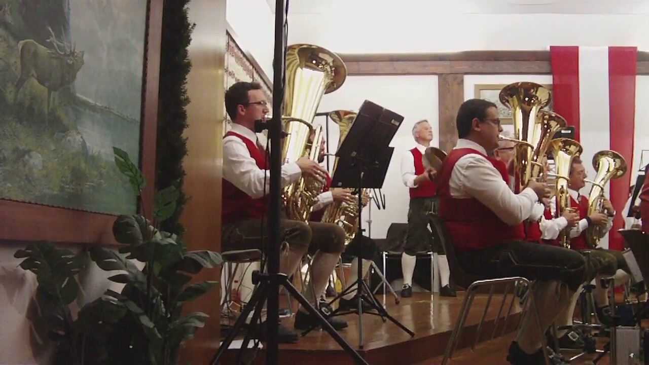 In Harmonie vereint, Marsch von Siegfried Rundel - YouTube