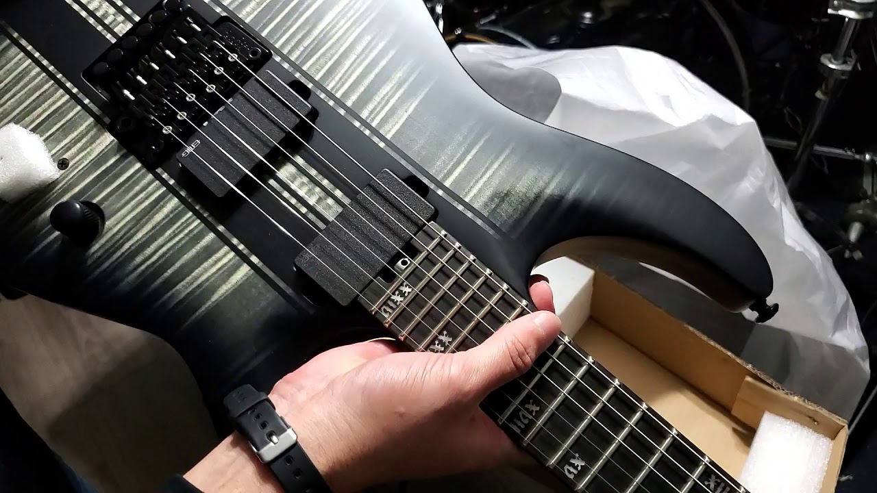 Banshee GT unboxing (on Youtube) - YouTube