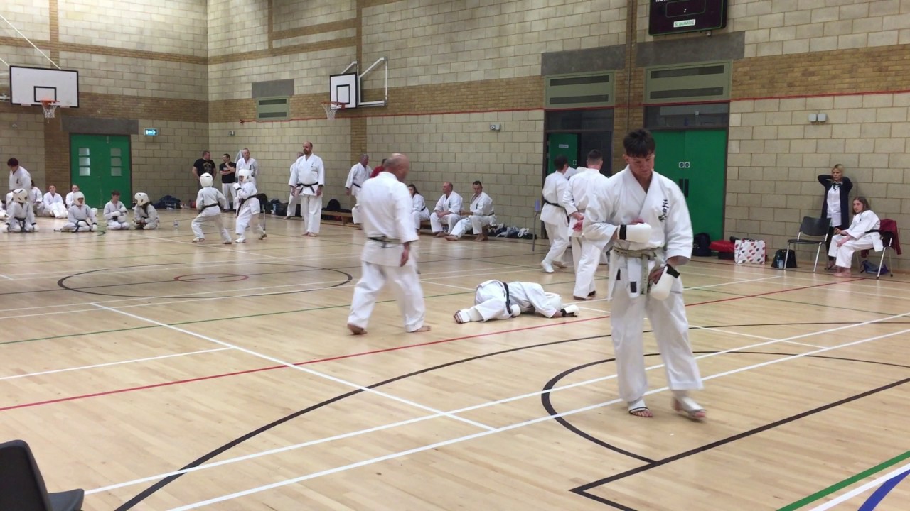 Seikijuku Karate 2017 3rd Dan Grading Fight 3 Terry vs Sensei Dylan ...