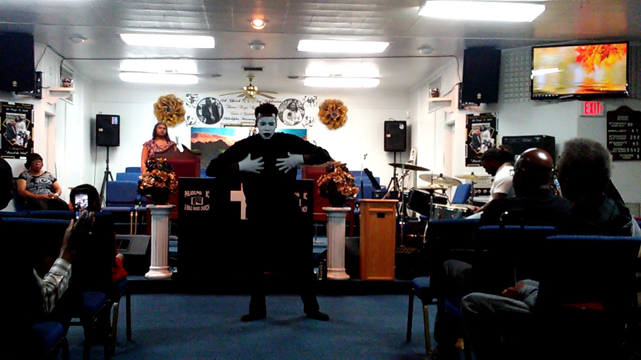 Mime dancing by Marvin Sapp close 🎭 - YouTube