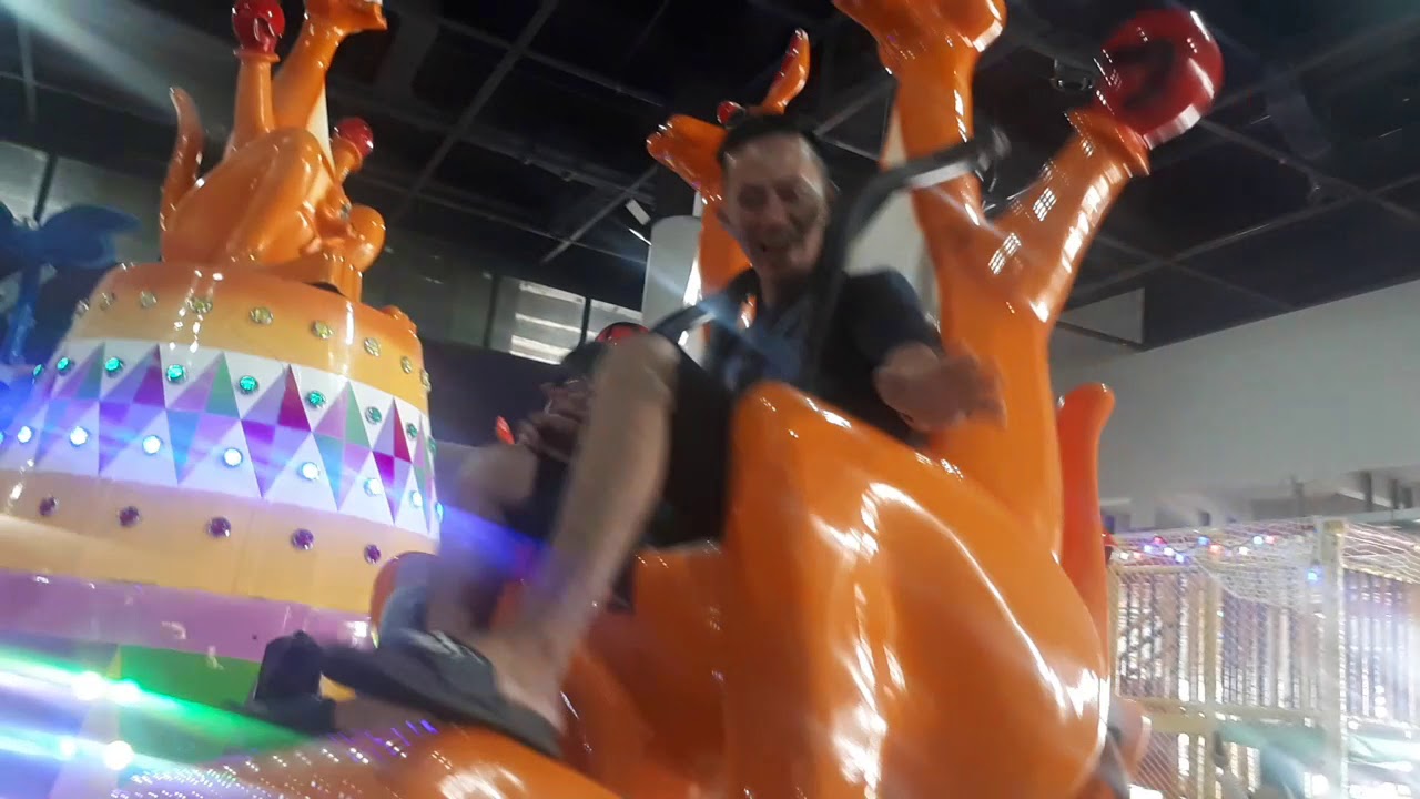 Kings shopping center bandung - YouTube