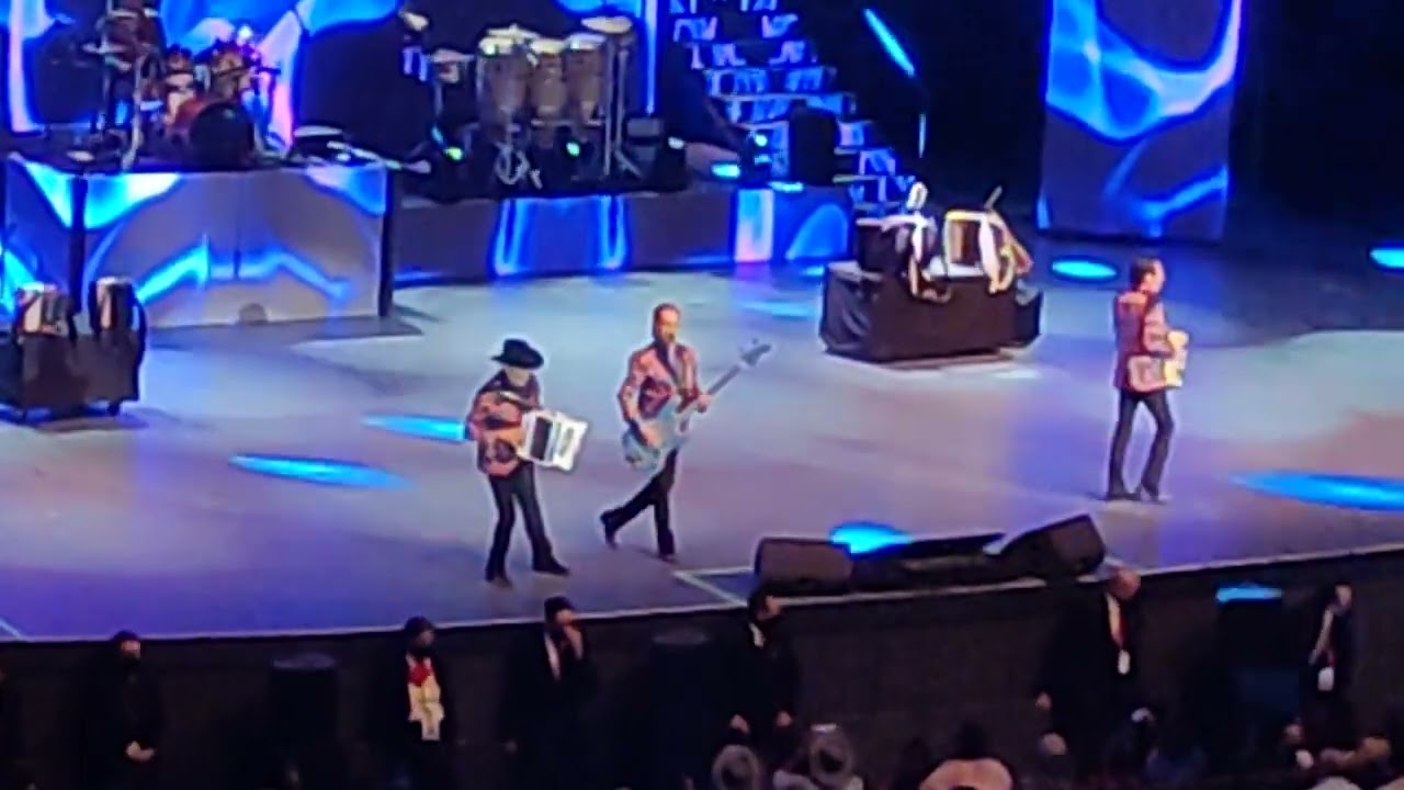 Los Tigres Del Norte, Señor Locutor. en el Auditorio Nacional 20 de ...