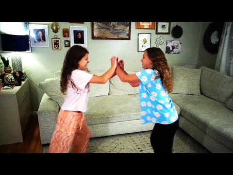 Sister Wrestling (One Minute) Pt. 1