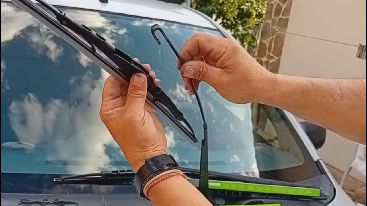 mastorakos: ΑΛΛΑΓΗ ΥΑΛΟΚΑΘΑΡΙΣΤΗΡΩΝ ΣΕ TOYOTA YARIS - YouTube