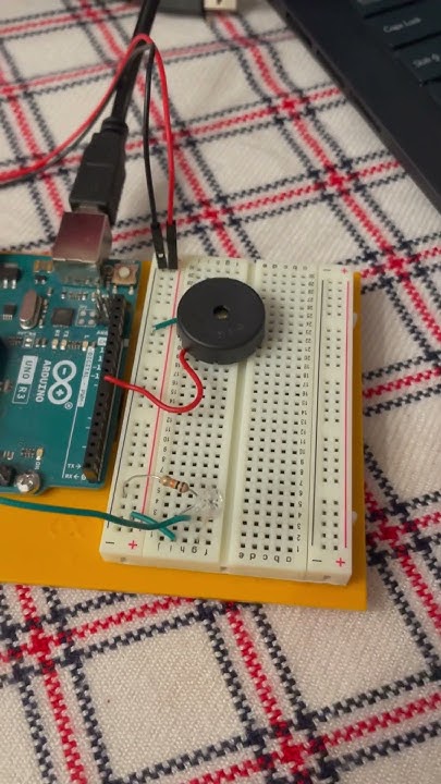 arduino theremin - YouTube