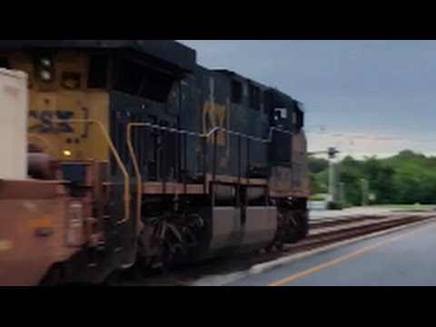 CSXT 662 CW60AC YN3B Solo Leads Q192-02 Short Intermodel W/A 1st Gen K5HL Headed NB in Fay NC ...