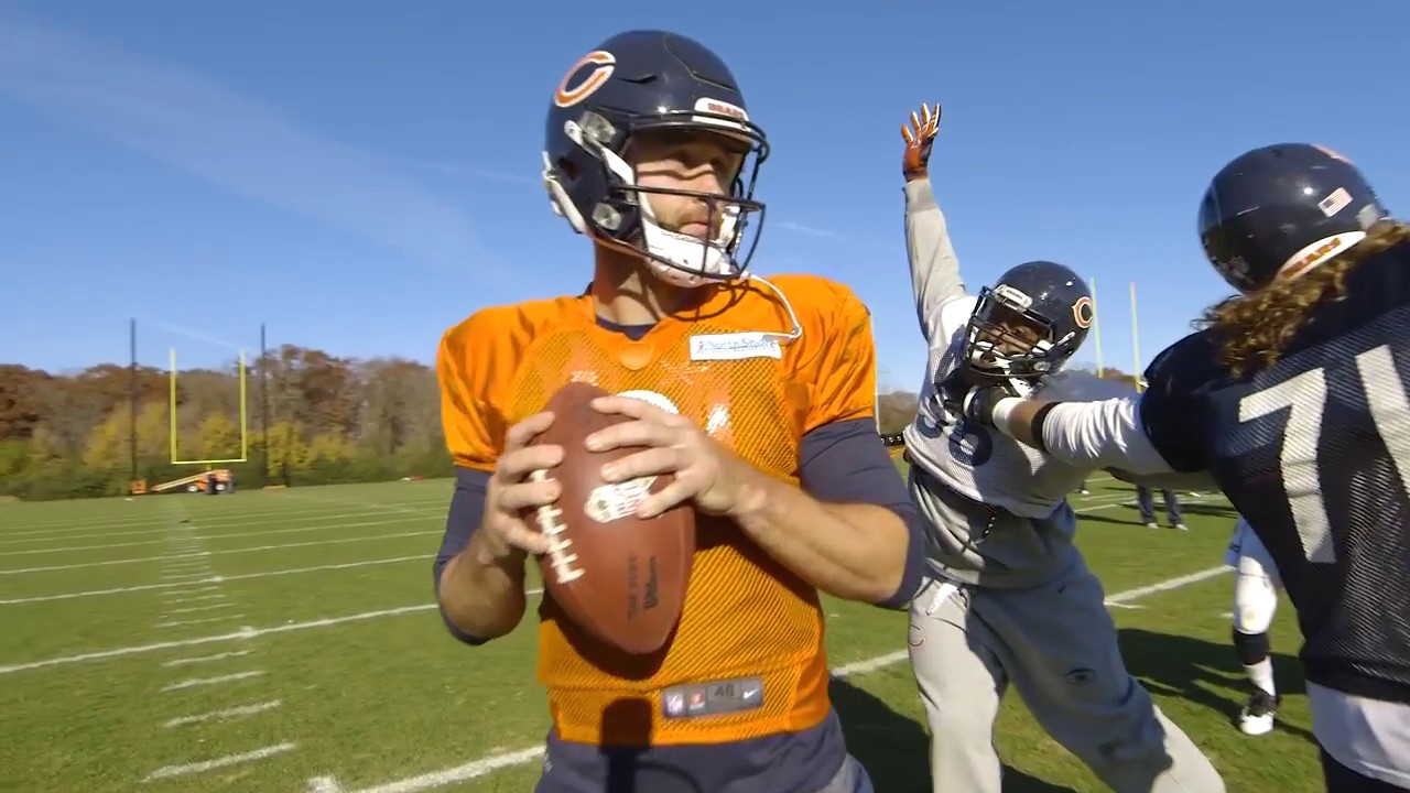 NFL Chicago players - Mannequin Challenge - YouTube