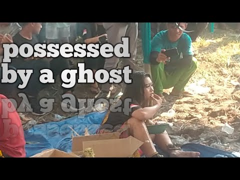 cultural art from Indonesia, a beautiful girl possessed by eating raw eggs.watch until it's ...