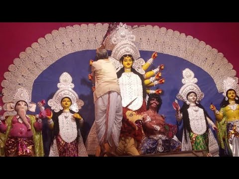 Durga Puja 2021 || Daker saaj pratima are Move to pandal || Siliguri ...