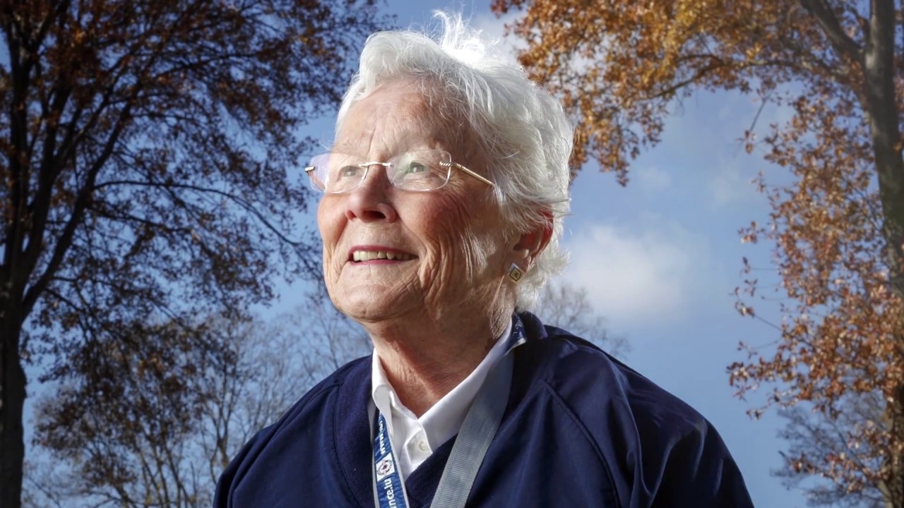 USGA Joe Dey Award: Jayne Watson - YouTube