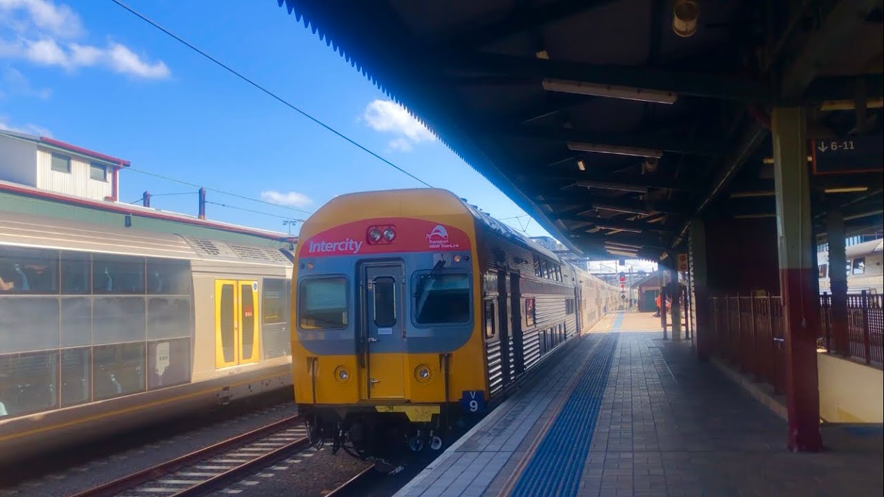Sydney trains vlog 22: Sydney central to broadmeadow - YouTube