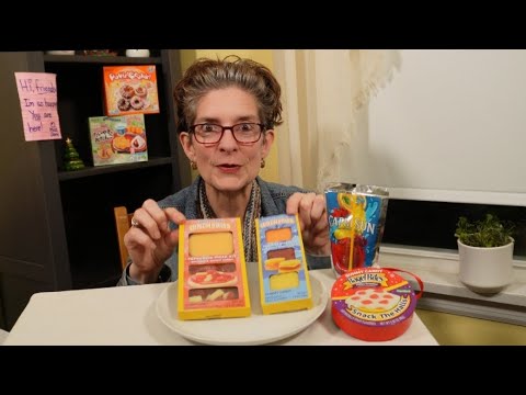 DIY Lunchables gummy snack, Bagel Bites & Capri Sun taste test ...