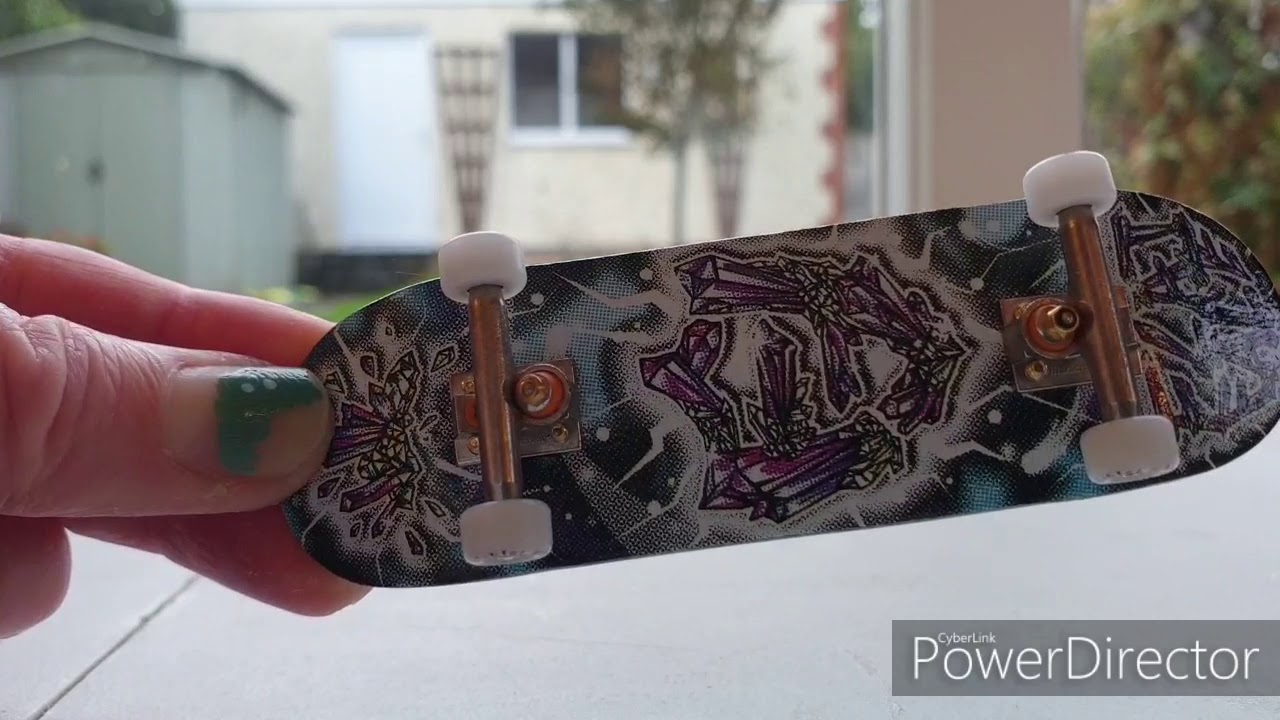 Berlinwood Fingerboard Progression. Learning from Mike Schneider and ...