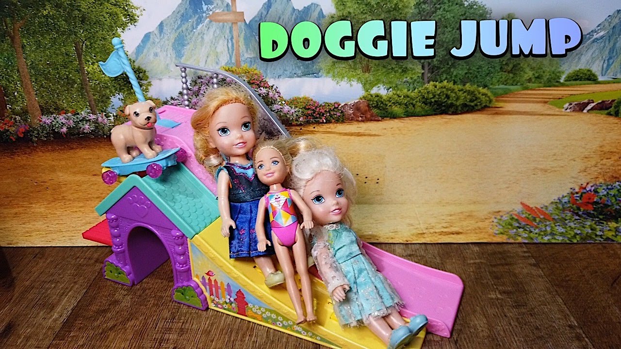 Doggie can Jump Over Elsa Anna and Chelsea The Disney Dolls - YouTube