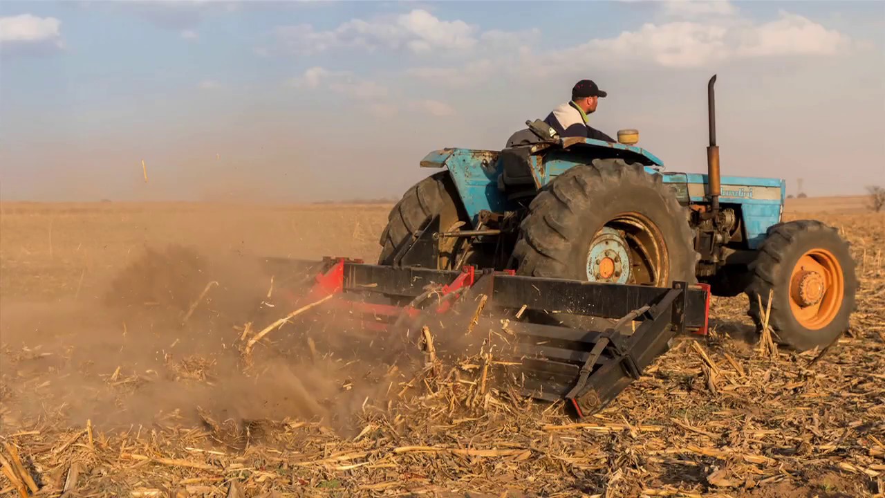 Myburgh Toerusting - Rolmoer - Stalk chopper - YouTube