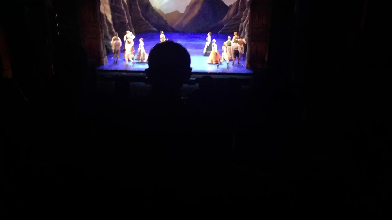 Frozen Australia - Curtain Call (December 2nd 2020) - YouTube