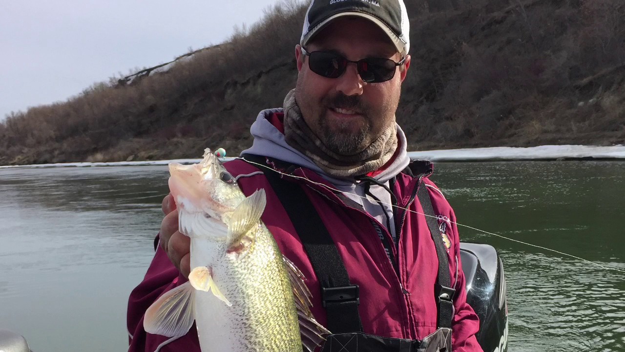 Early Spring Walleye Fishing on the Garrison Tailrace - YouTube