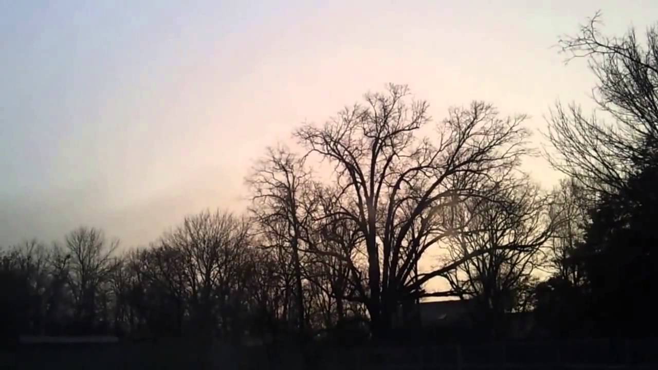 April 3, 2014 CRAZY THUNDER RUMBLING AND HOLLOW - YouTube