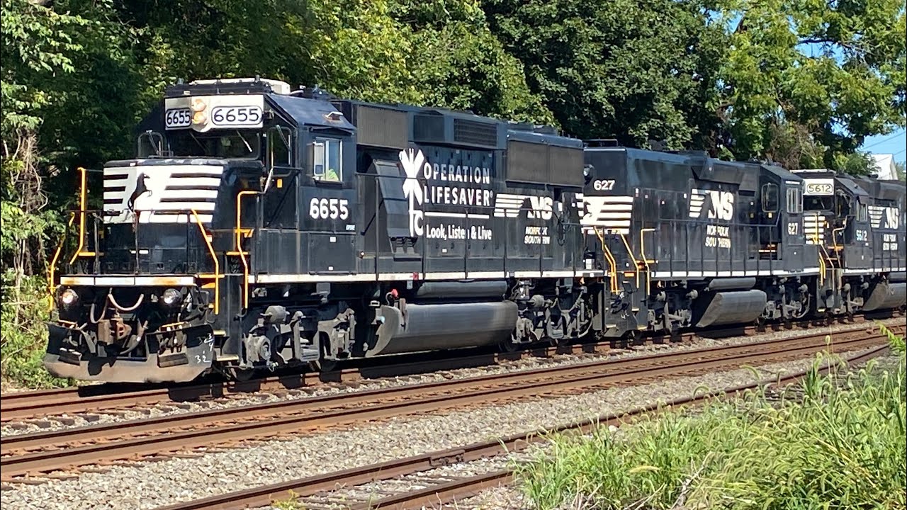 NS H99 w/ OLS Leader Hummelstown, PA Harrisburg Line - YouTube