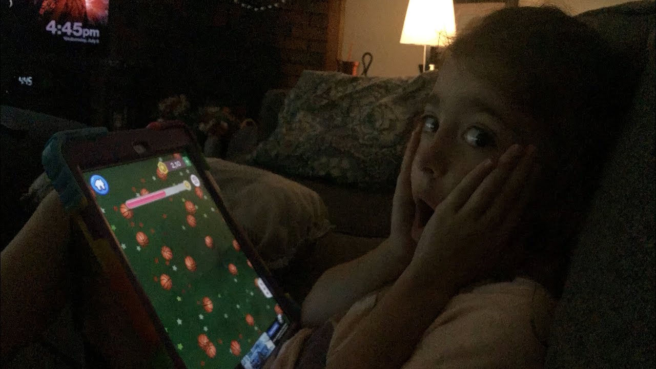 Lilly Making slime on her iPad - YouTube