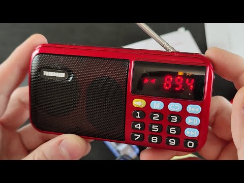 Portatif Kırmızı MP3 Radyo Hoparlörü C-803. İki adet 18650 Pil Desteği.