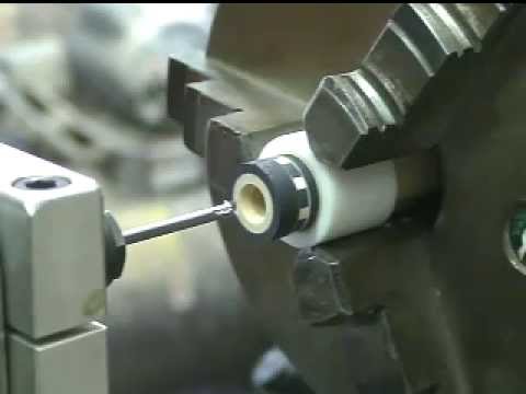 Cue Making - Shaft Threads with live tooling - YouTube
