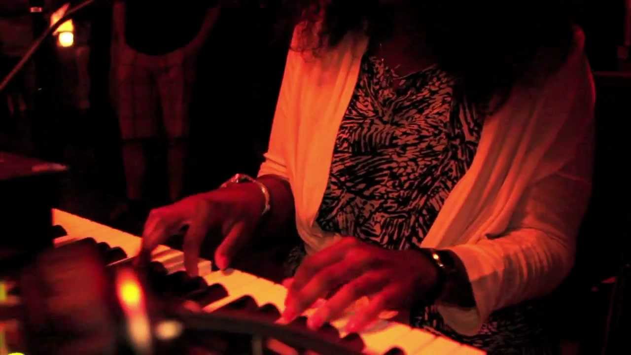 Dojo at The Sound Table | June 14 2012 - YouTube