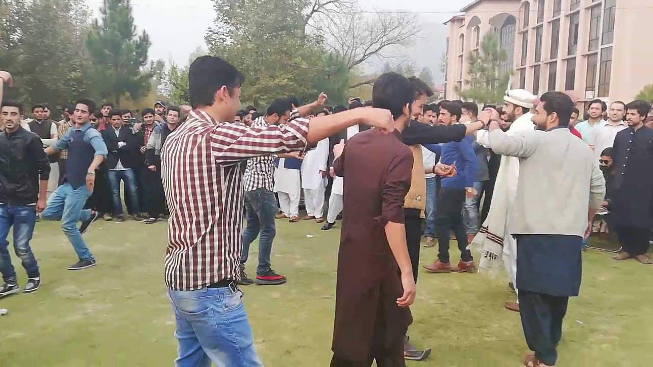 Gilgit cultural dance in abbottabad 2018 - YouTube