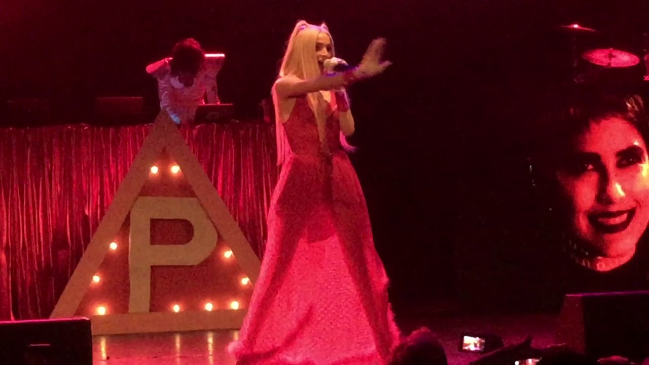 Poppy - Time is Up - Live in The Wiltern- Los Angeles - 2018 - YouTube