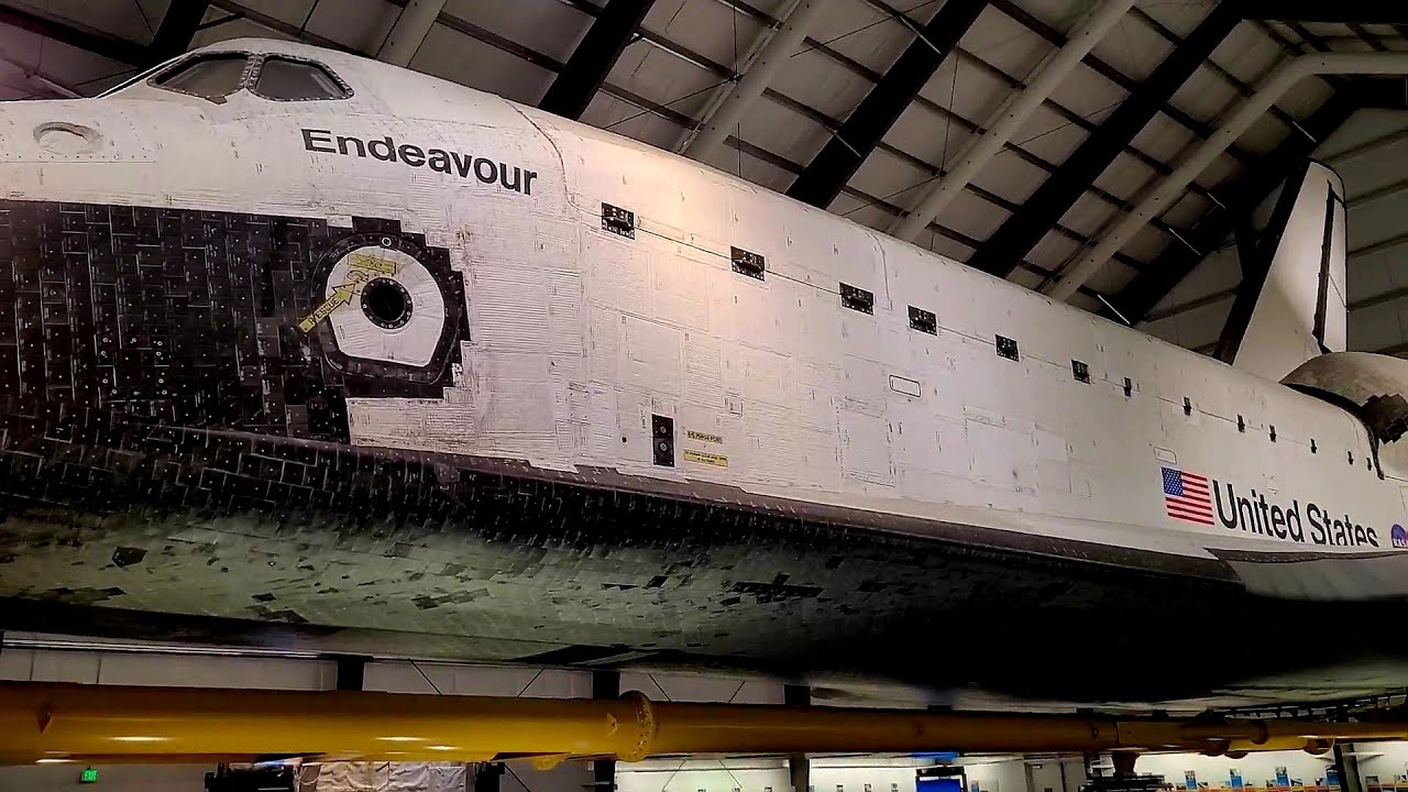 Walking tour of the Space Shuttle Endeavour at the California Science ...