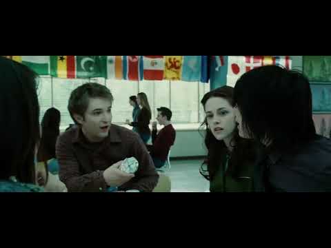 When bella meets edward for the first time. Twilight saga😘